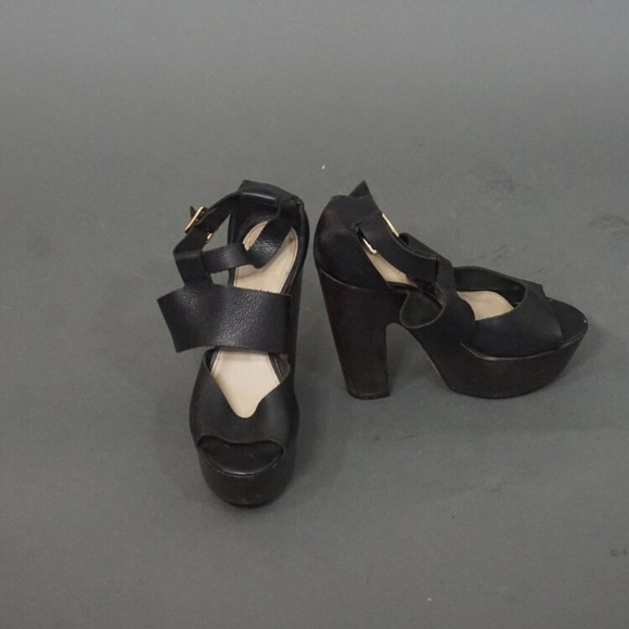 Topshop | Shoes | Black And Clunk Wooden Topshop Platform Shoe | Poshmark